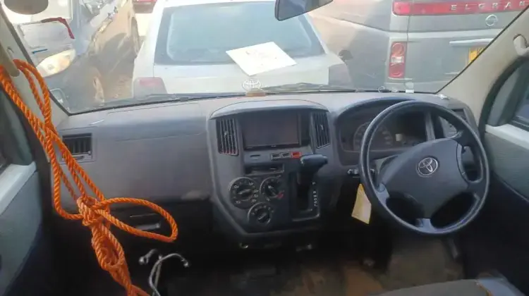 Toyota Townace 1.5 Van/Minivan 2015 Petrol Automatic | MOGO | cars.mogo ...